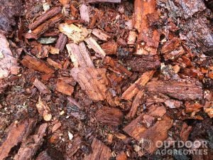 Play Area Bark vs. Regular Garden Bark: Are They the Same?